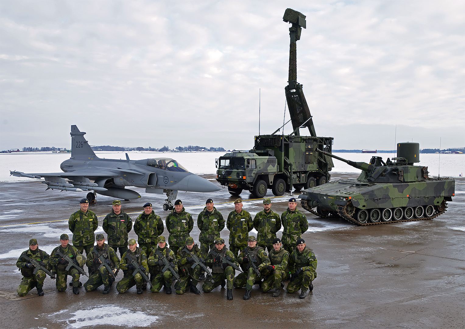 Övning på Såtenäs vässar luftförsvaret – Flygvapenbloggen